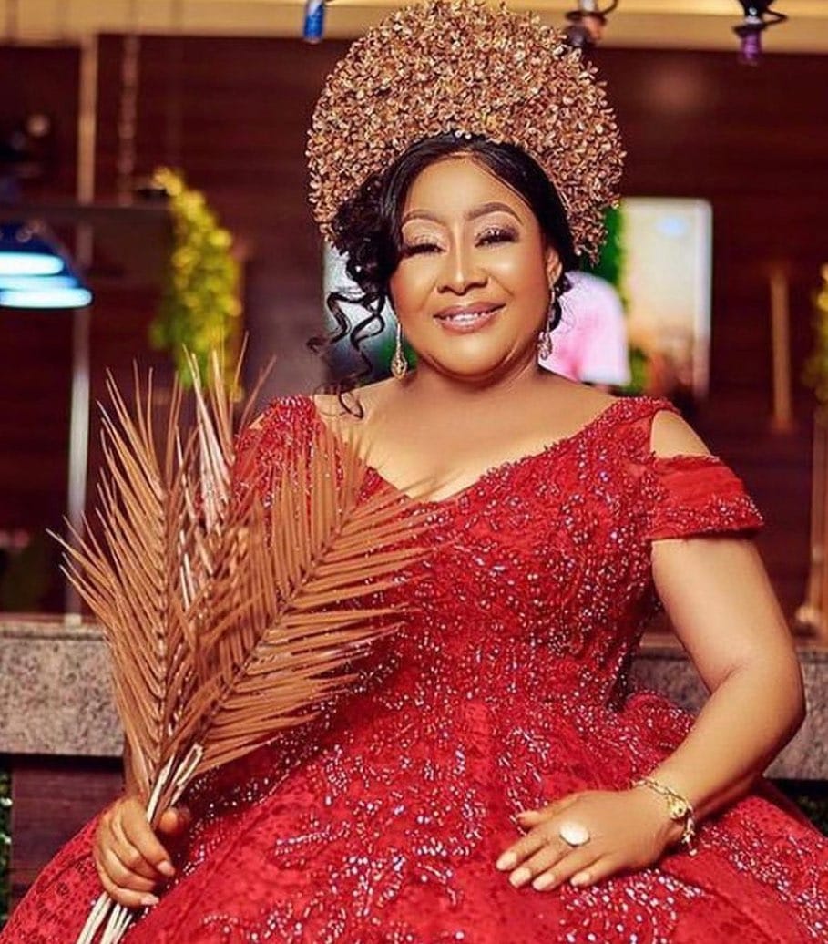 Maman Ngozi Ezeonu de la Nollywood - Nollymove