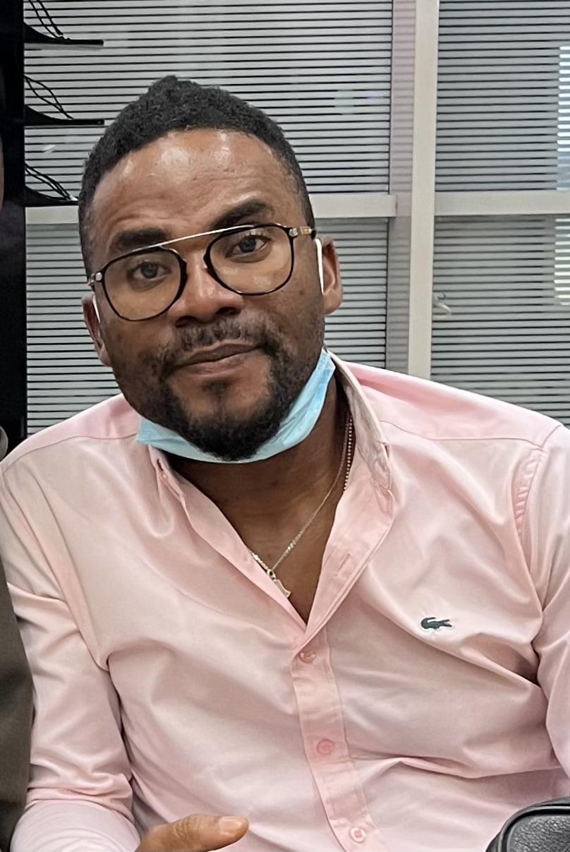 Boukary, de vendeur d'éponges a star du rire a Abidjan. Tout savoir sur ...