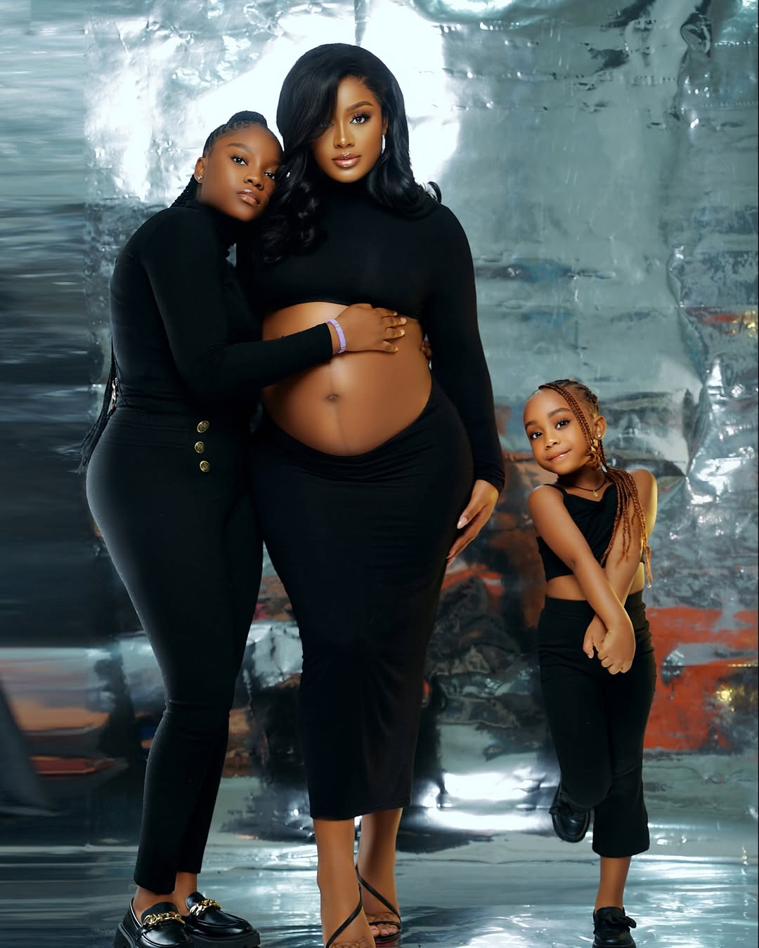 Muriel Blanche et ses enfants - Nollymove